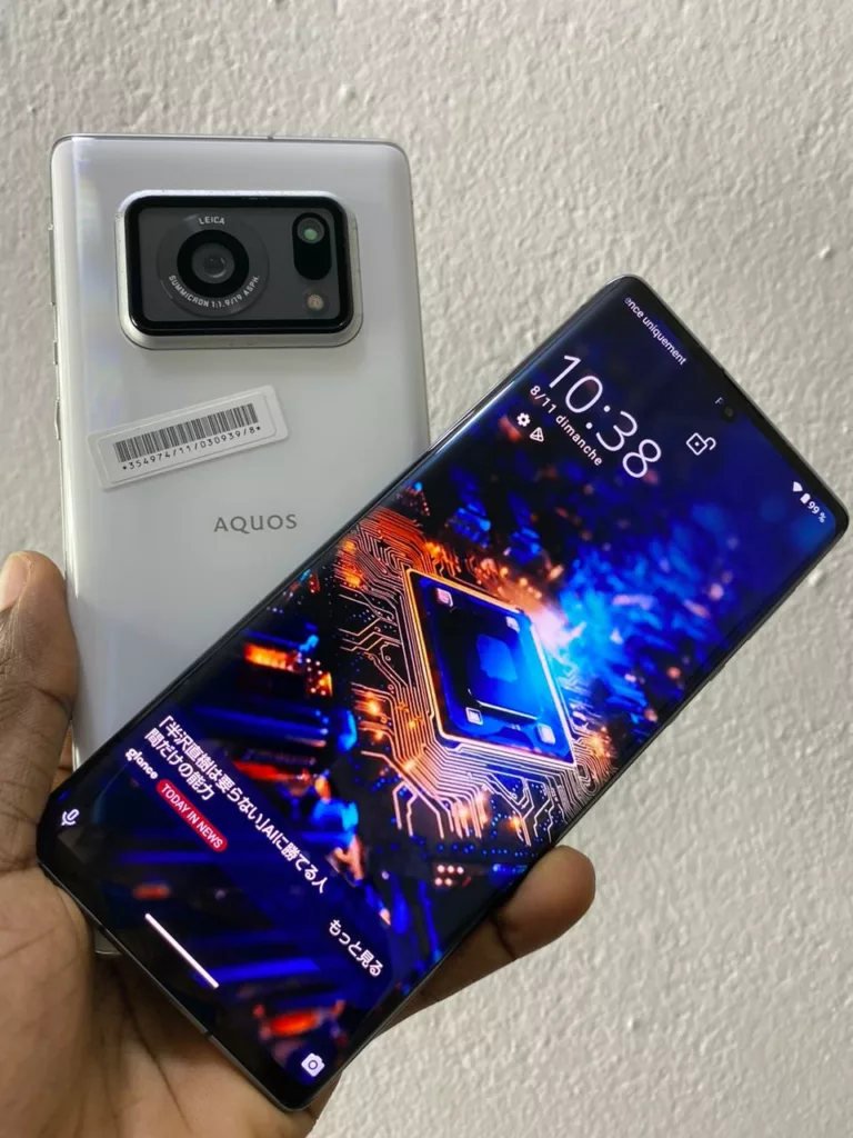 Sharp aquos r6 5g - Annonces en Côte d'Ivoire | Chic Gombo - Plateforme ...