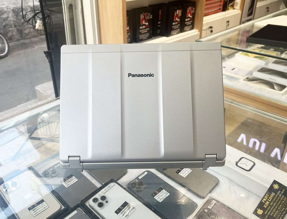 Vente Panasonic PC Core i5 – Performance et Fiabilité à Petit Prix ...